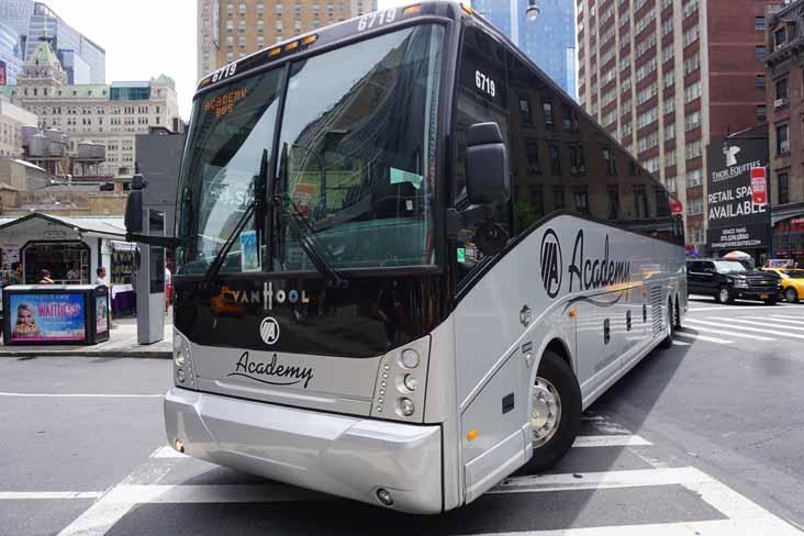 Academy Bus Lines | SHOWBUS INTERNATIONAL BUS IMAGE GALLERY | USA