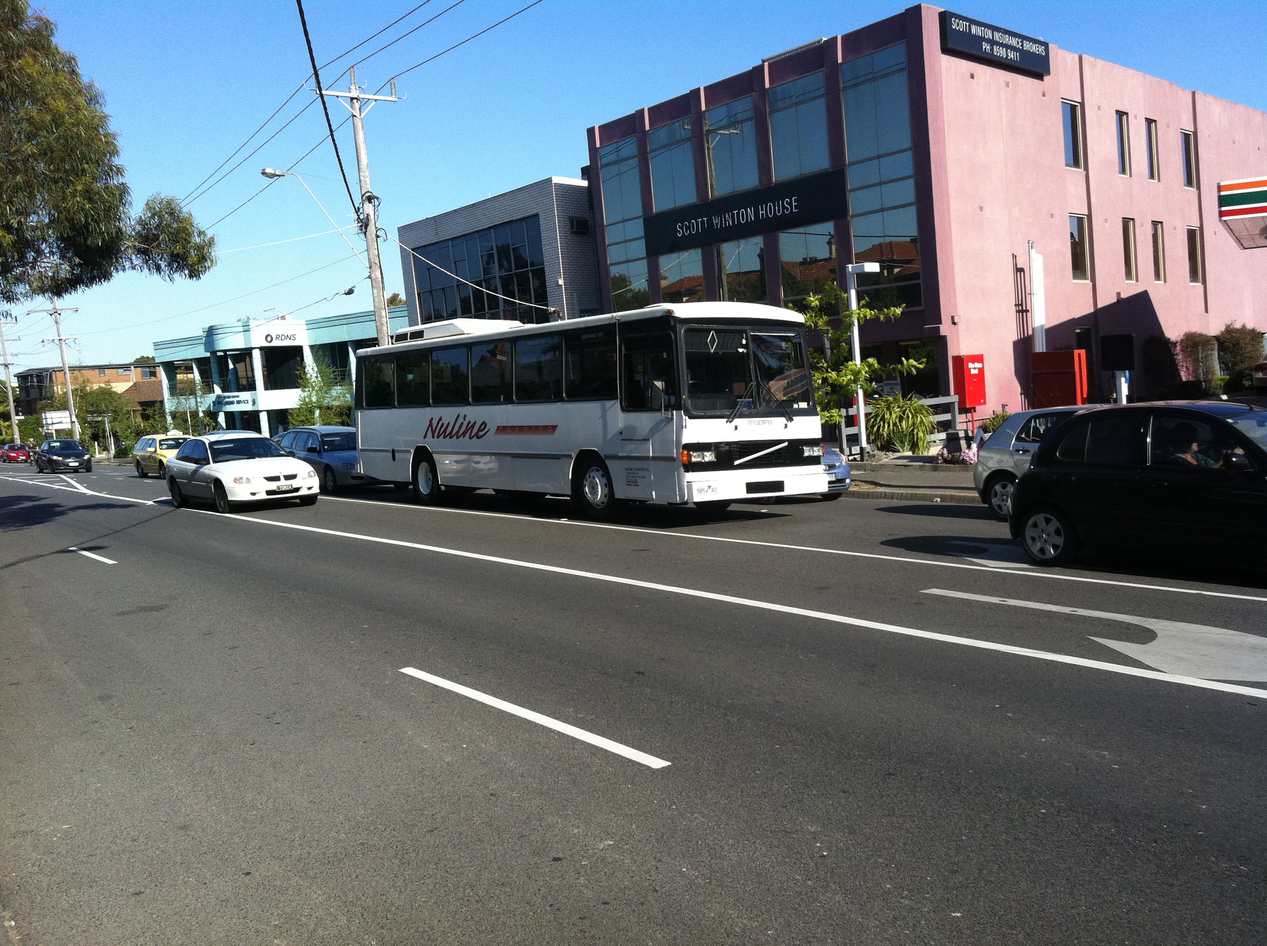 Nuline Charter | australia.SHOWBUS.com BUS IMAGE GALLERY