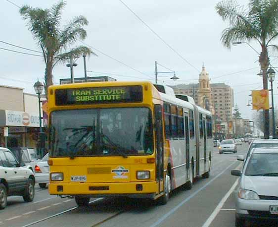 Adelaide Metro articulated buses | australia.SHOWBUS.com BUS IMAGE GALLERY